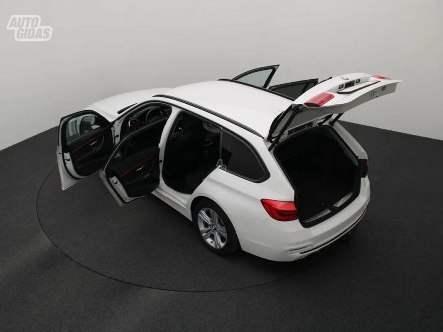 White BMW 320 2018 in Vilnius, with an engine capacity of 2.00 L and mileage of 207 thousand km for 13599 €, photo 14 on AUTOMOTO.COM.LV