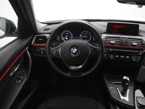 White BMW 320 2018 in Vilnius, with an engine capacity of 2.00 L and mileage of 207 thousand km for 13599 €, photo 18 on AUTOMOTO.COM.LV
