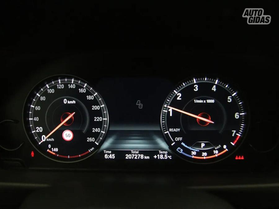 White BMW 320 2018 in Vilnius, with an engine capacity of 2.00 L and mileage of 207 thousand km for 13599 €, photo 20 on AUTOMOTO.COM.LV