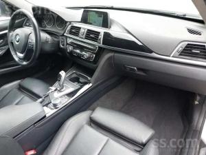 White BMW 320 2018 in Riga, with an engine capacity of 2.00 L and mileage of 218 thousand km for 13555 €, photo 8 on AUTOMOTO.COM.LV