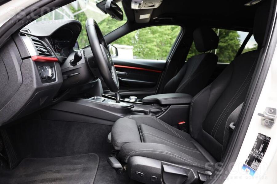 Balts BMW 320 2018 Rīga, ar dzinēja tilpumu 2.00 L un nobraukumu 0 tūkst. km par 8995 €, foto 14 vietnē AUTOMOTO.COM.LV