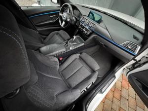 Balts BMW 320 2018 Rīga, ar dzinēja tilpumu 2.00 L un nobraukumu 151 tūkst. km par 11000 €, foto 18 vietnē AUTOMOTO.COM.LV