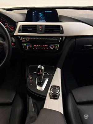 White BMW 320 2018 in Marijampole, with an engine capacity of 2.00 L and mileage of 208 thousand km for 12850 €, photo 15 on AUTOMOTO.COM.LV