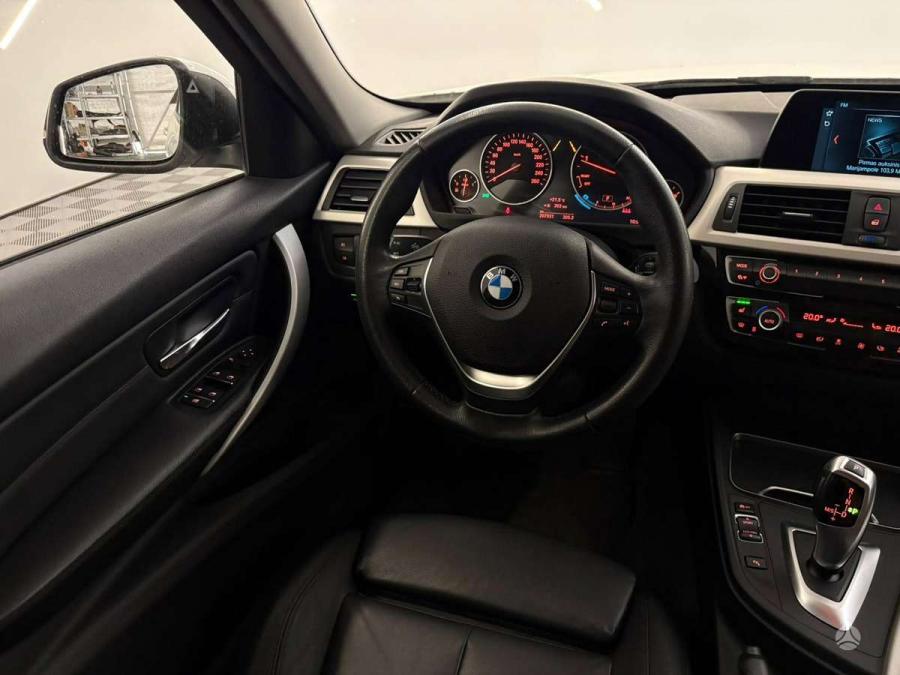 White BMW 320 2018 in Marijampole, with an engine capacity of 2.00 L and mileage of 208 thousand km for 12850 €, photo 17 on AUTOMOTO.COM.LV