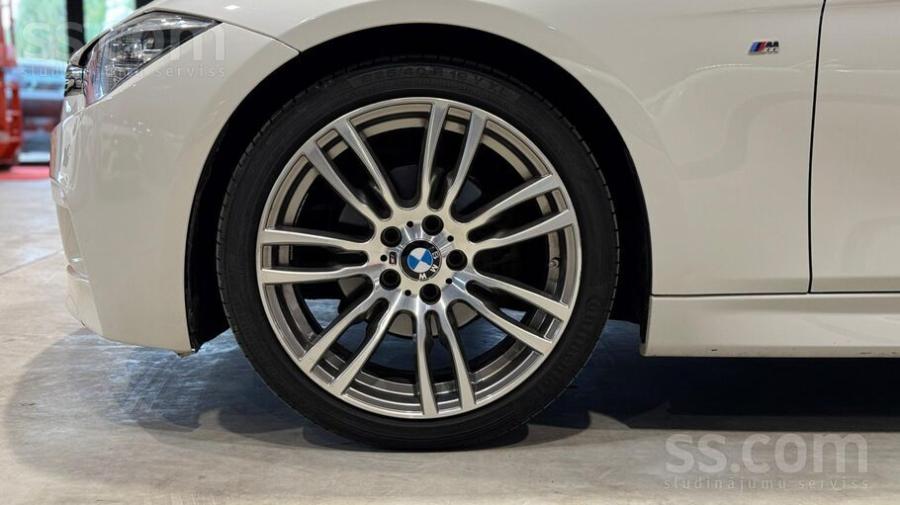 Balts BMW 320 2018 Rīga, ar dzinēja tilpumu 2.00 L un nobraukumu 170 tūkst. km par 13990 €, foto 24 vietnē AUTOMOTO.COM.LV