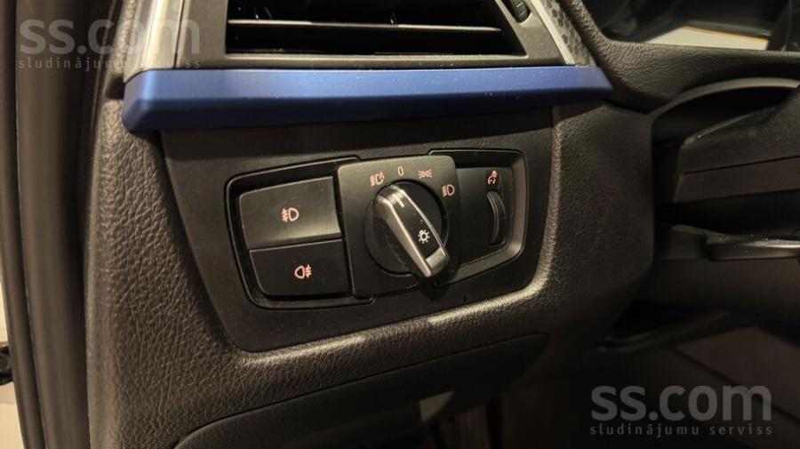 Balts BMW 320 2018 Rīga, ar dzinēja tilpumu 2.00 L un nobraukumu 170 tūkst. km par 13990 €, foto 25 vietnē AUTOMOTO.COM.LV