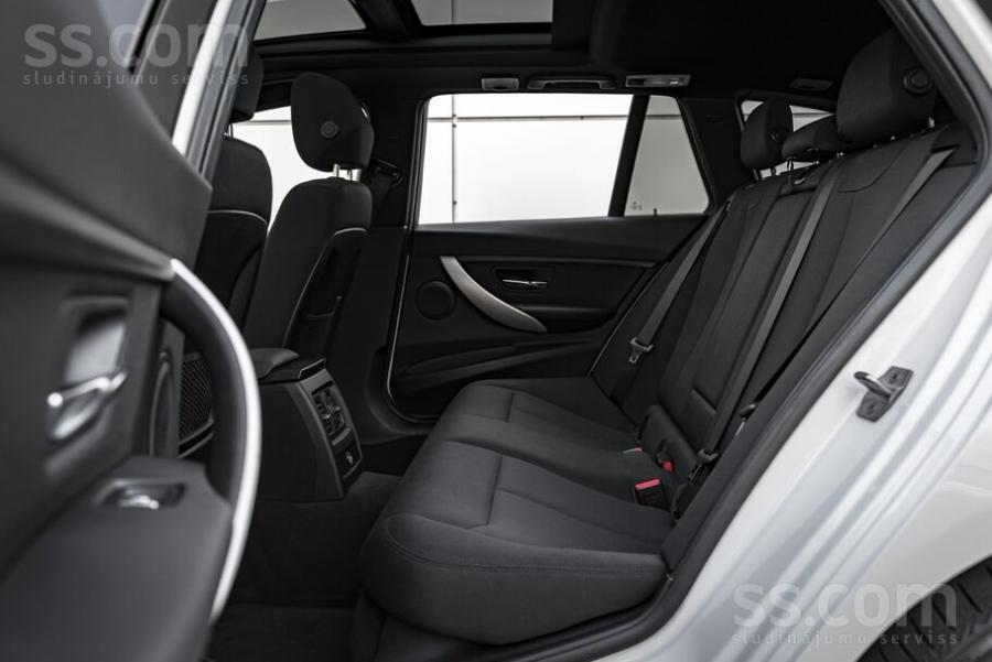 Balts BMW 320 2018 Rīga, ar dzinēja tilpumu 2.00 L un nobraukumu 177 tūkst. km par 16950 €, foto 14 vietnē AUTOMOTO.COM.LV