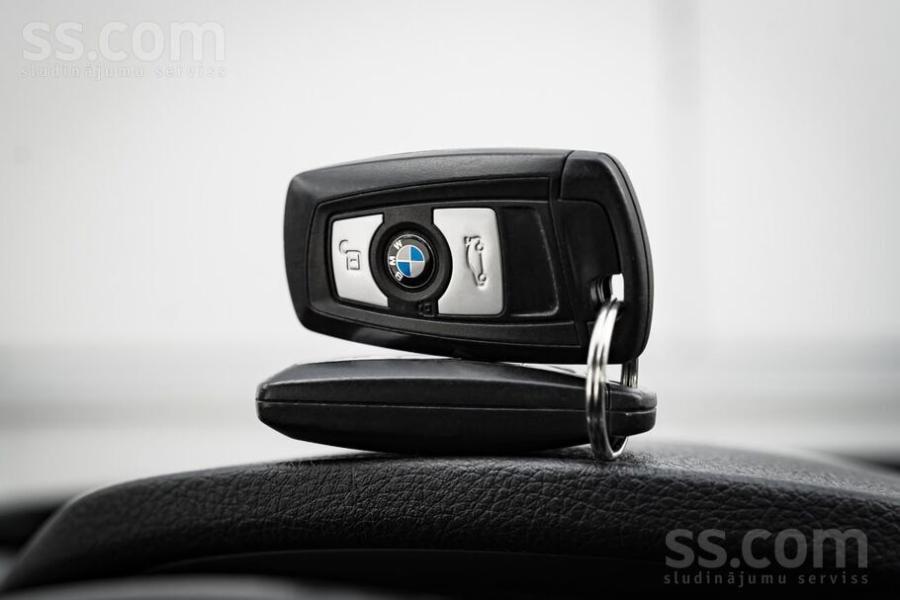 Balts BMW 320 2018 Rīga, ar dzinēja tilpumu 2.00 L un nobraukumu 177 tūkst. km par 16950 €, foto 31 vietnē AUTOMOTO.COM.LV