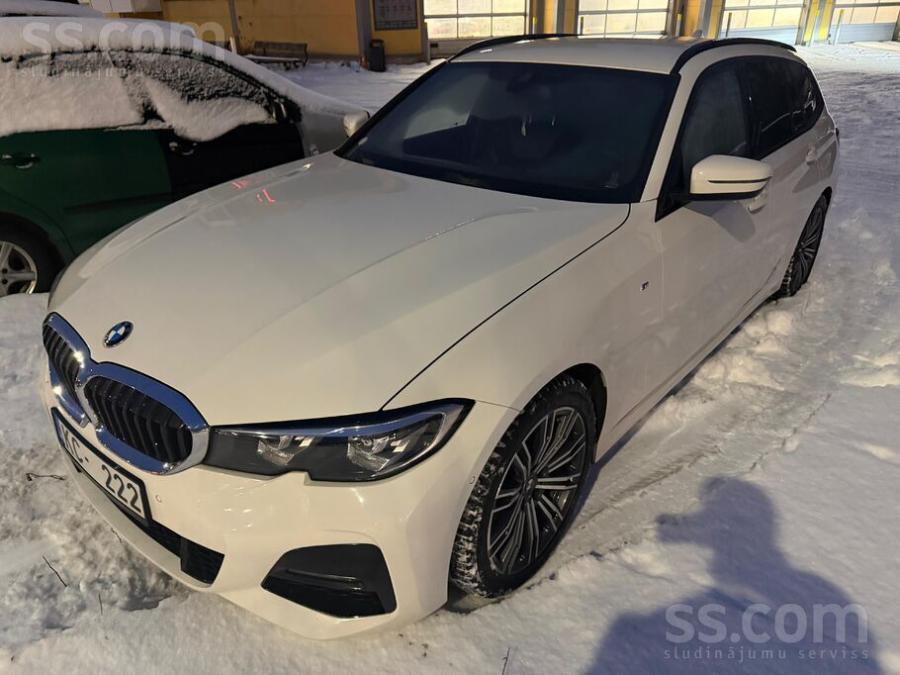 White BMW 320 2019 in Riga, with an engine capacity of 2.00 L and mileage of 163 thousand km for 21000 €, photo 2 on AUTOMOTO.COM.LV