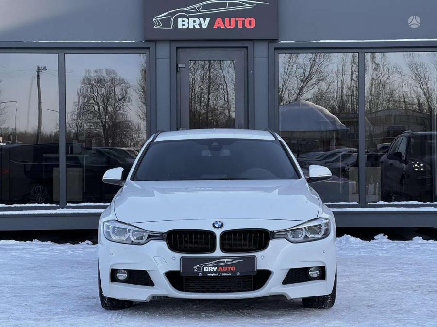 White BMW 320 2019 in Kedainiai, with an engine capacity of 2.00 L and mileage of 226 thousand km for 13600 €, photo 3 on AUTOMOTO.COM.LV