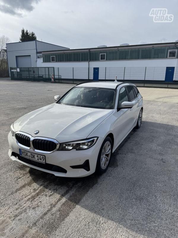 Balts BMW 320 2019 Panevēža, ar dzinēja tilpumu 2.00 L un nobraukumu 215 tūkst. km par 18500 €, foto 1 vietnē AUTOMOTO.COM.LV