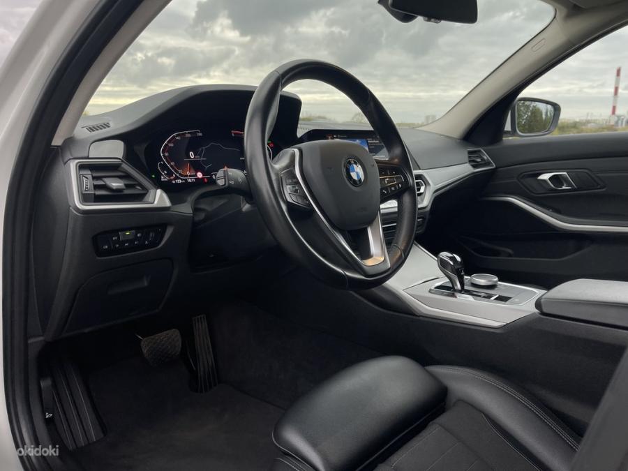 Balts BMW 320 2019 Tallina, ar dzinēja tilpumu 2.00 L un nobraukumu 158 tūkst. km par 19990 €, foto 24 vietnē AUTOMOTO.COM.LV