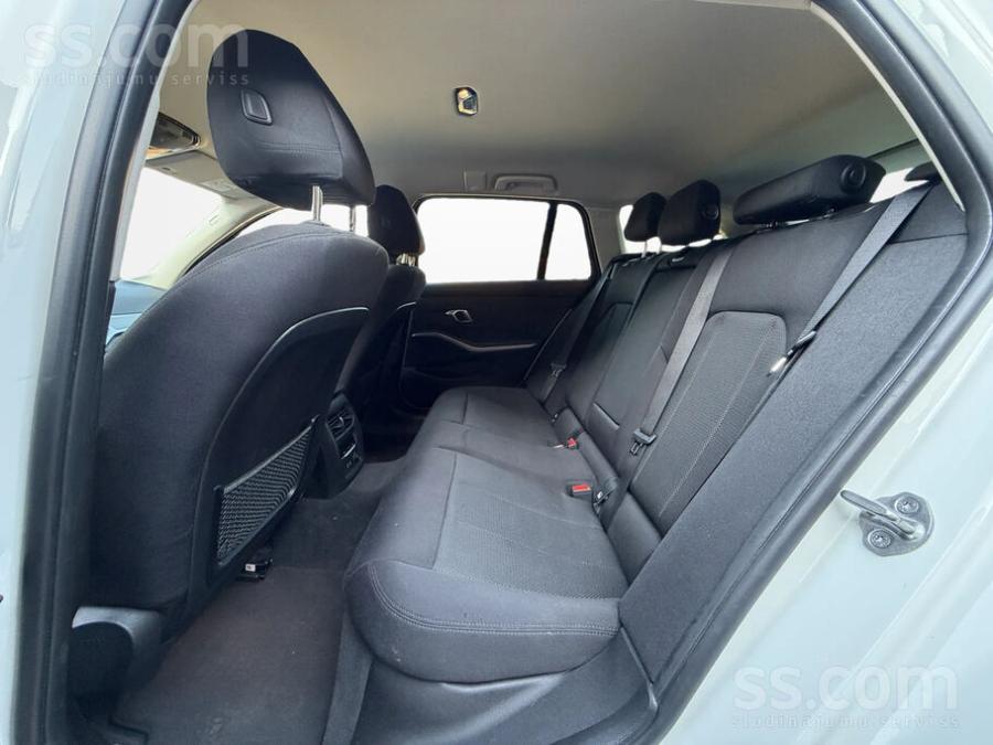 Balts BMW 320 2019 Rīga, ar dzinēja tilpumu 2.00 L un nobraukumu 254 tūkst. km par 15200 €, foto 12 vietnē AUTOMOTO.COM.LV
