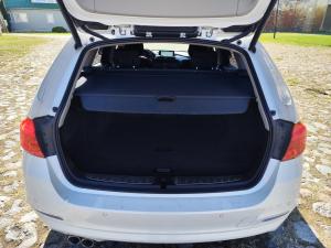 White BMW 320 2019 in Johvi, with an engine capacity of 2.00 L and mileage of 208 thousand km for 11600 €, photo 16 on AUTOMOTO.COM.LV