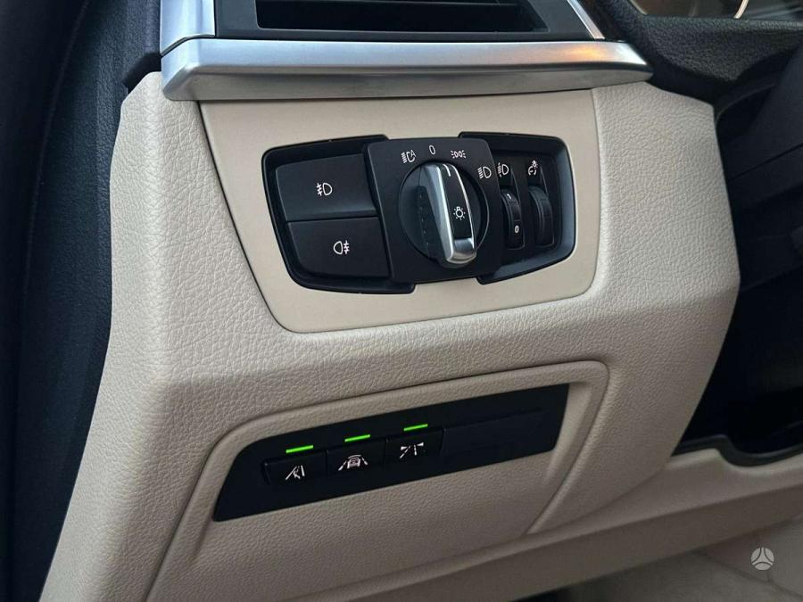 White BMW 320 2019 in Utena, with an engine capacity of 2.00 L and mileage of 204 thousand km for 11800 €, photo 27 on AUTOMOTO.COM.LV
