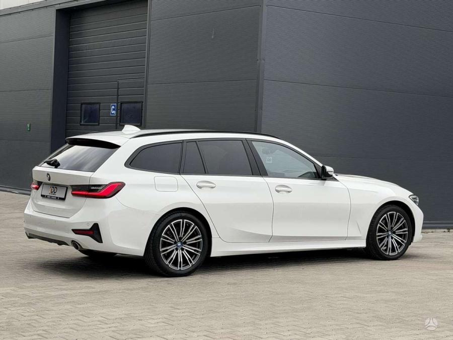 White BMW 320 2019 in Kaunas, with an engine capacity of 2.00 L and mileage of 221 thousand km for 17990 €, photo 6 on AUTOMOTO.COM.LV