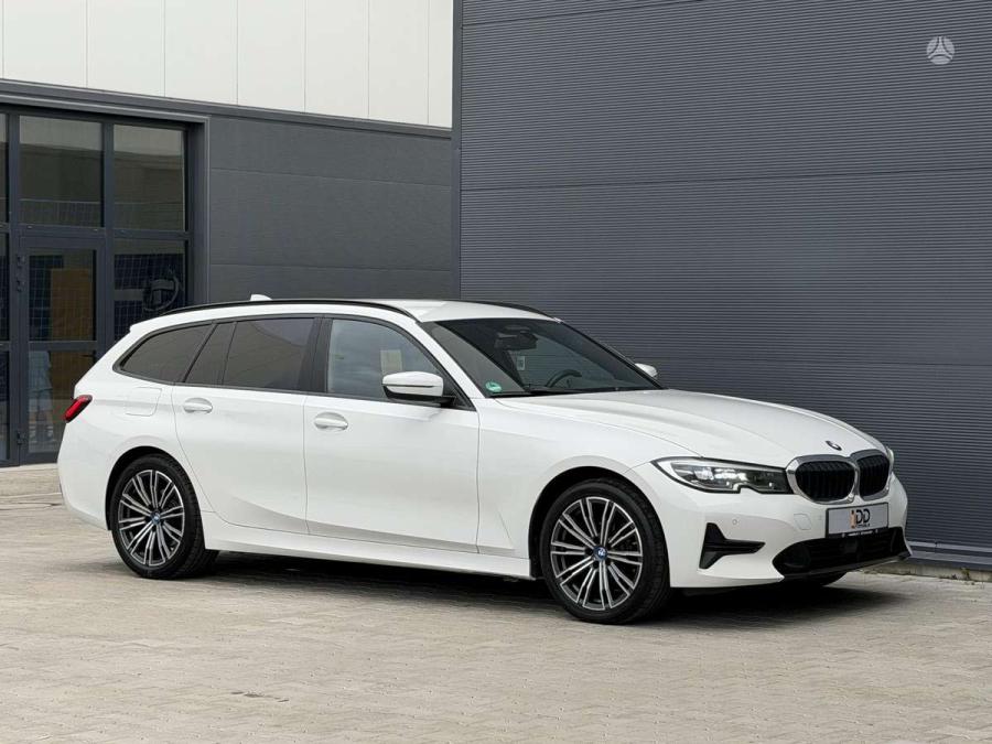 White BMW 320 2019 in Kaunas, with an engine capacity of 2.00 L and mileage of 221 thousand km for 17990 €, photo 7 on AUTOMOTO.COM.LV