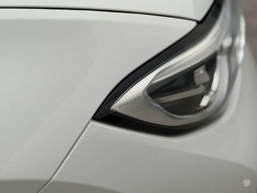 White BMW 320 2019 in Kaunas, with an engine capacity of 2.00 L and mileage of 221 thousand km for 17990 €, photo 39 on AUTOMOTO.COM.LV