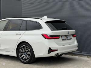 White BMW 320 2019 in Kaunas, with an engine capacity of 2.00 L and mileage of 221 thousand km for 17990 €, photo 50 on AUTOMOTO.COM.LV