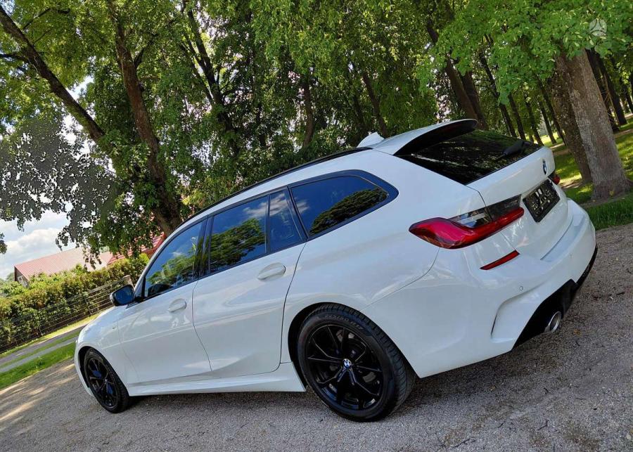 White BMW 320 2019 in Vilkaviskis, with an engine capacity of 2.00 L and mileage of 182 thousand km for 18300 €, photo 9 on AUTOMOTO.COM.LV