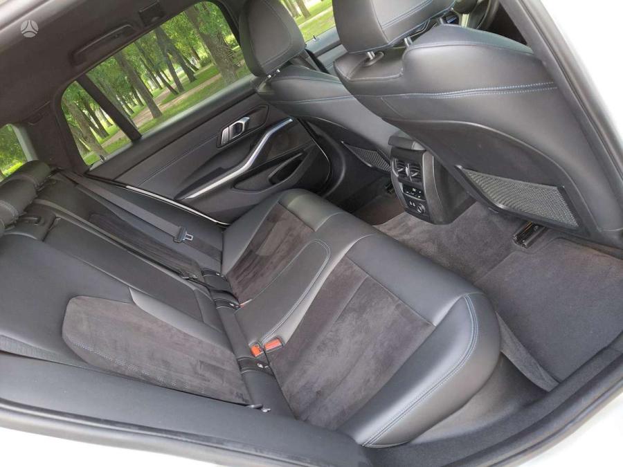 White BMW 320 2019 in Vilkaviskis, with an engine capacity of 2.00 L and mileage of 182 thousand km for 18300 €, photo 35 on AUTOMOTO.COM.LV