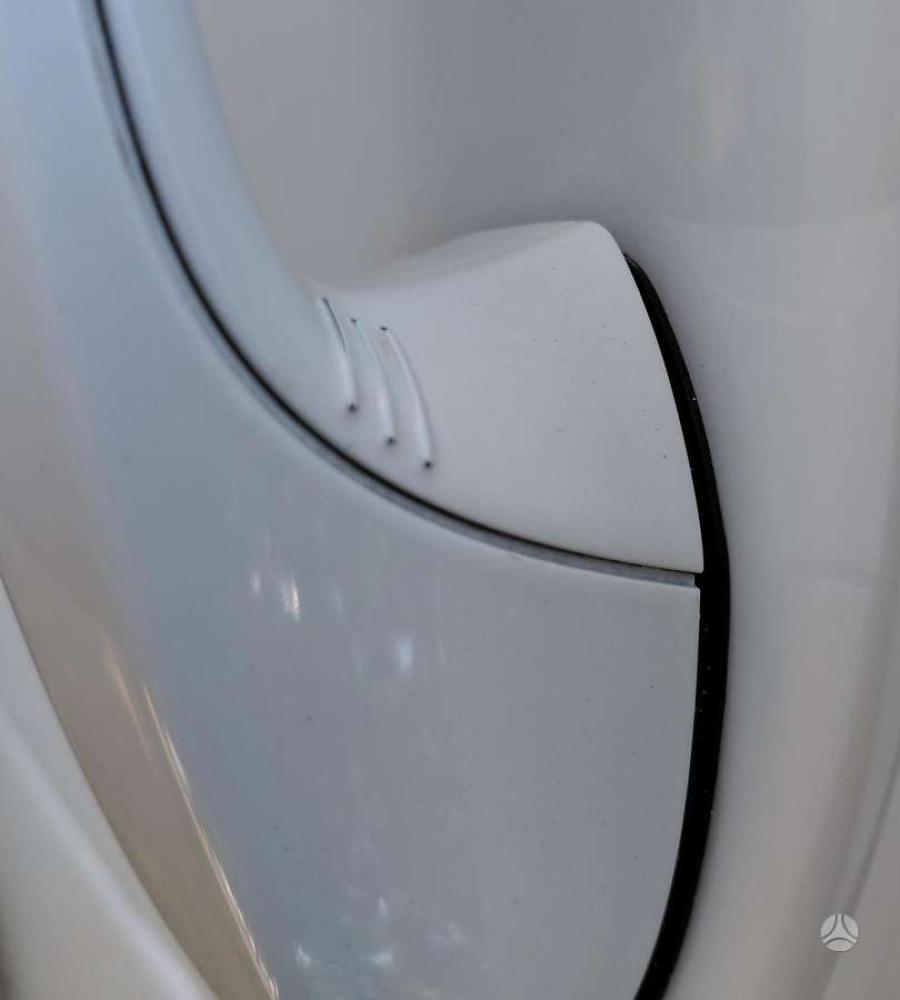 White BMW 320 2019 in Vilkaviskis, with an engine capacity of 2.00 L and mileage of 182 thousand km for 18300 €, photo 38 on AUTOMOTO.COM.LV