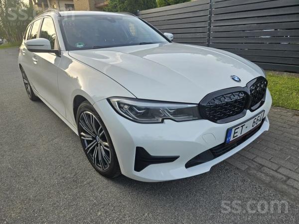 White BMW 320 2019 in Riga, with an engine capacity of 2.00 L and mileage of 253 thousand km for 17950 €, photo 5 on AUTOMOTO.COM.LV