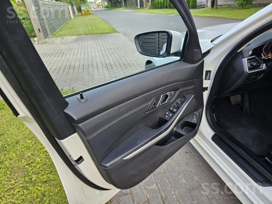 Balts BMW 320 2019 Rīga, ar dzinēja tilpumu 2.00 L un nobraukumu 253 tūkst. km par 17950 €, foto 16 vietnē AUTOMOTO.COM.LV