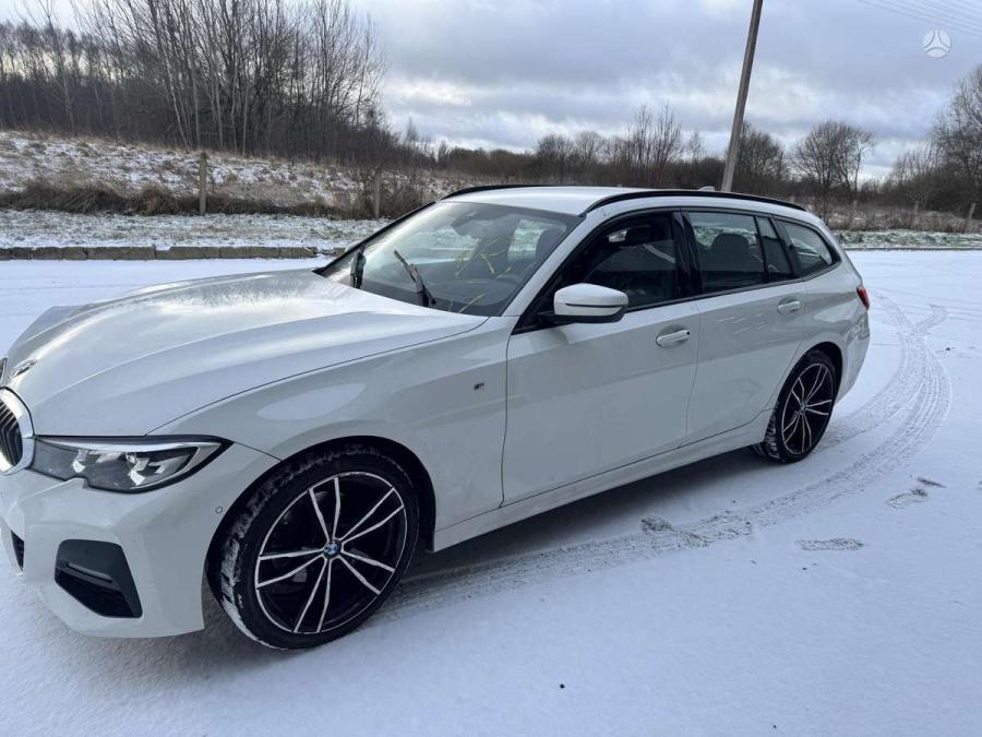 Balts BMW 320 2020 Alīta, ar dzinēja tilpumu 2.00 L un nobraukumu 126 tūkst. km par 11000 €, foto 7 vietnē AUTOMOTO.COM.LV