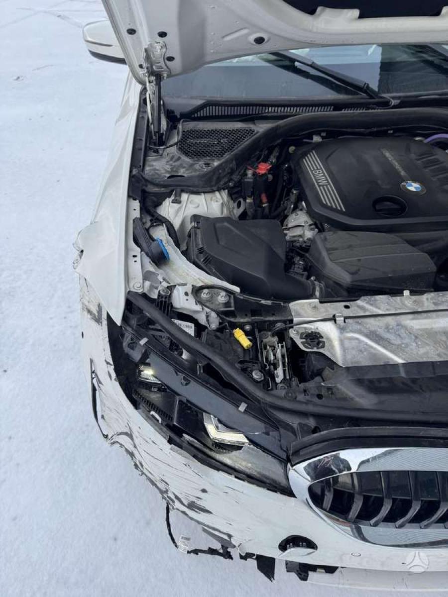 Balts BMW 320 2020 Alīta, ar dzinēja tilpumu 2.00 L un nobraukumu 126 tūkst. km par 11000 €, foto 12 vietnē AUTOMOTO.COM.LV