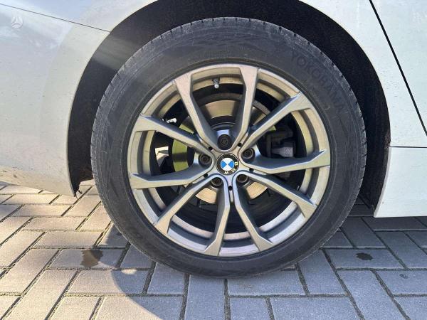 Balts BMW 320 2020 Viļņa, ar dzinēja tilpumu 2.00 L un nobraukumu 89 tūkst. km par 21700 €, foto 7 vietnē AUTOMOTO.COM.LV
