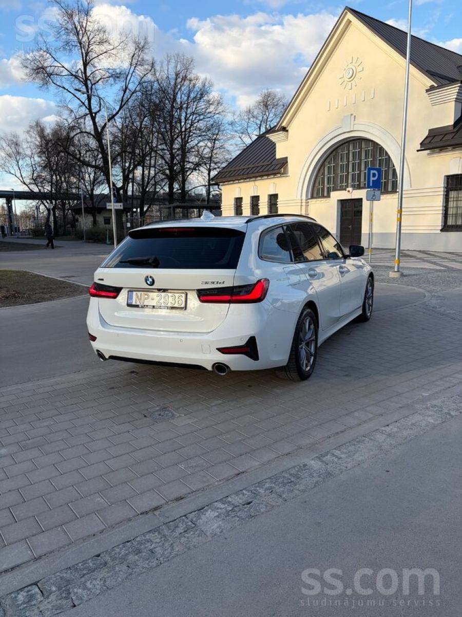 Balts BMW 320 2020 Rīga, ar dzinēja tilpumu 2.00 L un nobraukumu 182 tūkst. km par 19500 €, foto 4 vietnē AUTOMOTO.COM.LV