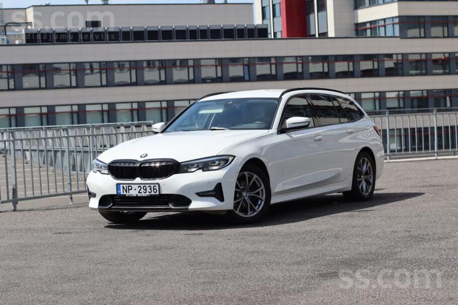 White BMW 320 2020 in Riga, with an engine capacity of 2.00 L and mileage of 184 thousand km for 17480 €, photo 4 on AUTOMOTO.COM.LV
