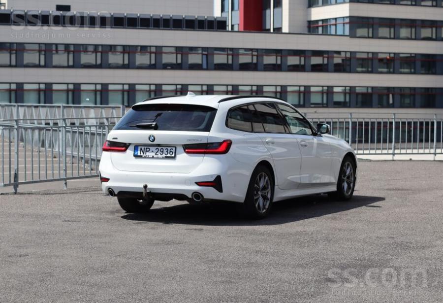 White BMW 320 2020 in Riga, with an engine capacity of 2.00 L and mileage of 184 thousand km for 17480 €, photo 7 on AUTOMOTO.COM.LV