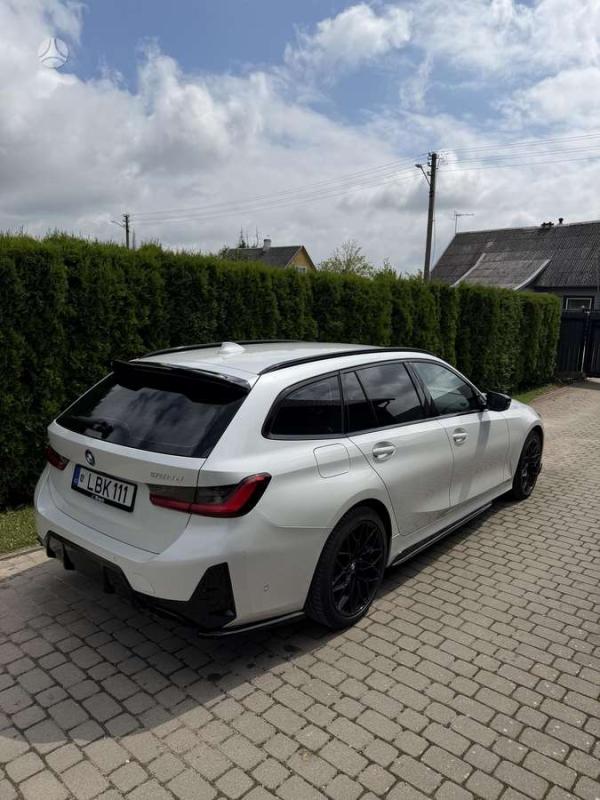 White BMW 320 2020 in Ukmerge, with an engine capacity of 2.00 L and mileage of 311 thousand km for 18500 €, photo 4 on AUTOMOTO.COM.LV