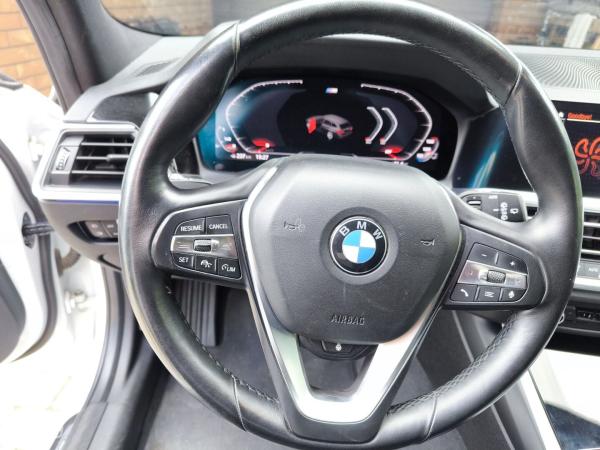 White BMW 320 2020 in Vilnius, with an engine capacity of 2.00 L and mileage of 116 thousand km for 18900 €, photo 11 on AUTOMOTO.COM.LV