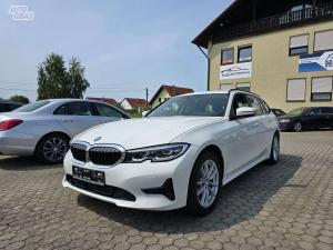 White BMW 320 2021 in Kaunas, with an engine capacity of 2.00 L and mileage of 99 thousand km for 25995 €, photo  on AUTOMOTO.COM.LV