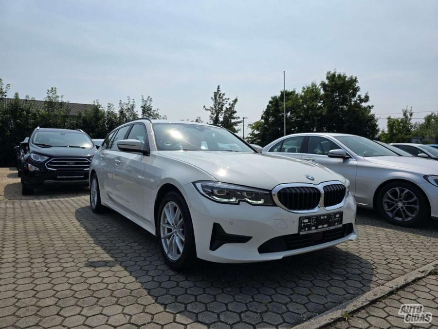 White BMW 320 2021 in Kaunas, with an engine capacity of 2.00 L and mileage of 99 thousand km for 25995 €, photo 7 on AUTOMOTO.COM.LV