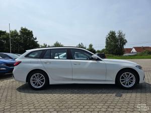 White BMW 320 2021 in Kaunas, with an engine capacity of 2.00 L and mileage of 99 thousand km for 25995 €, photo 8 on AUTOMOTO.COM.LV