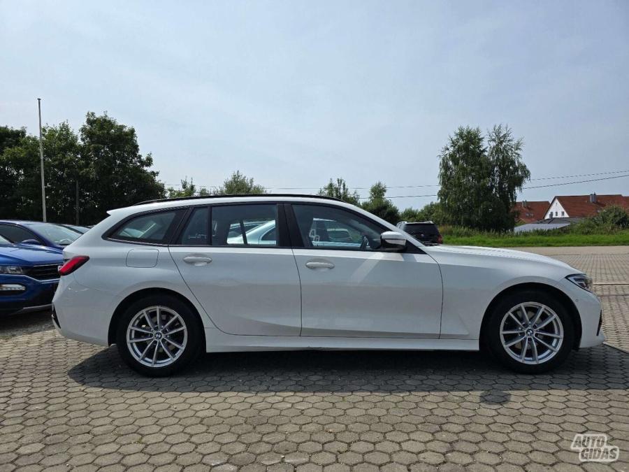 White BMW 320 2021 in Kaunas, with an engine capacity of 2.00 L and mileage of 99 thousand km for 25995 €, photo 8 on AUTOMOTO.COM.LV