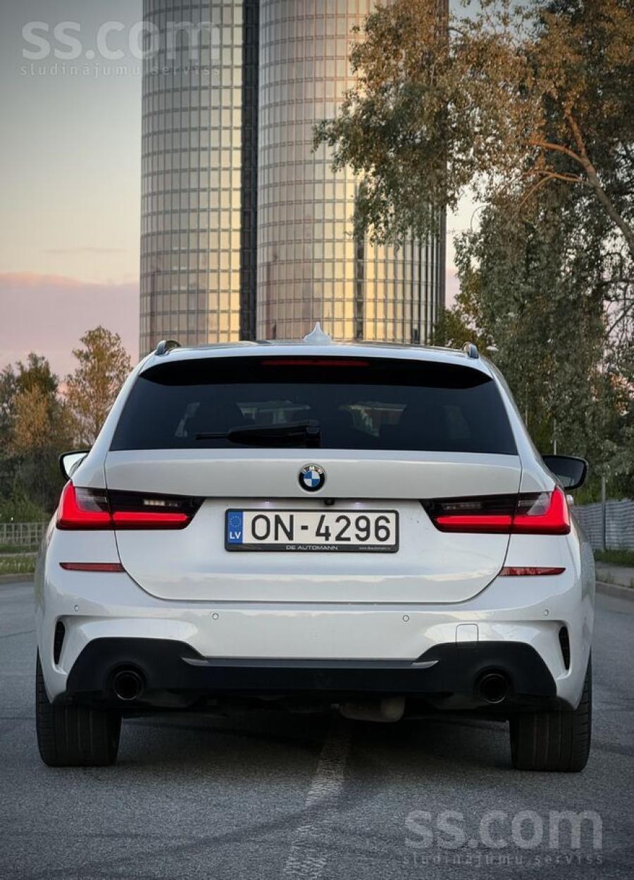 White BMW 320 2021 in Riga, with an engine capacity of 2.00 L and mileage of 202 thousand km for 21500 €, photo 4 on AUTOMOTO.COM.LV