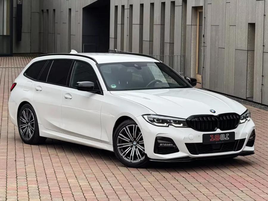 White BMW 320 2021 in Riga, with an engine capacity of 2.00 L and mileage of 170 thousand km for 21200 €, photo 7 on AUTOMOTO.COM.LV