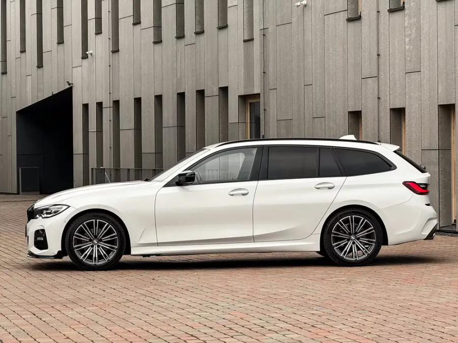 White BMW 320 2021 in Riga, with an engine capacity of 2.00 L and mileage of 170 thousand km for 21200 €, photo 22 on AUTOMOTO.COM.LV
