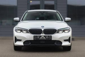 White BMW 320 2021 in Jelgava, with an engine capacity of 2.00 L and mileage of 230 thousand km for 17900 €, photo 6 on AUTOMOTO.COM.LV