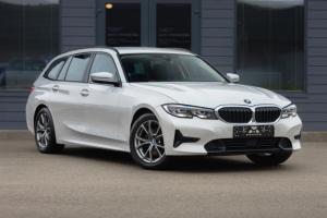 Balts BMW 320 2021 Rīga, ar dzinēja tilpumu 2.00 L un nobraukumu 230 tūkst. km par 18950 €, foto  vietnē AUTOMOTO.COM.LV