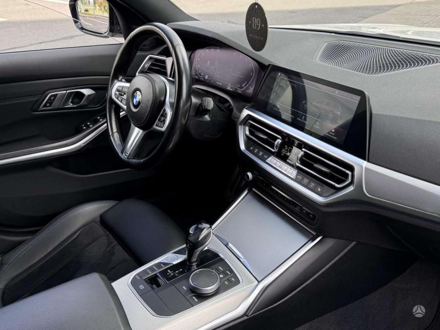 Balts BMW 320 2021 Viļņa, ar dzinēja tilpumu 2.00 L un nobraukumu 239 tūkst. km par 20700 €, foto 32 vietnē AUTOMOTO.COM.LV