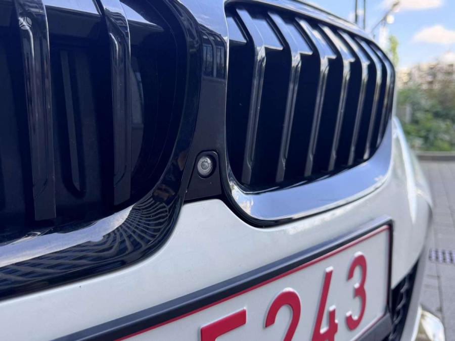 Balts BMW 320 2021 Viļņa, ar dzinēja tilpumu 2.00 L un nobraukumu 240 tūkst. km par 22500 €, foto 14 vietnē AUTOMOTO.COM.LV