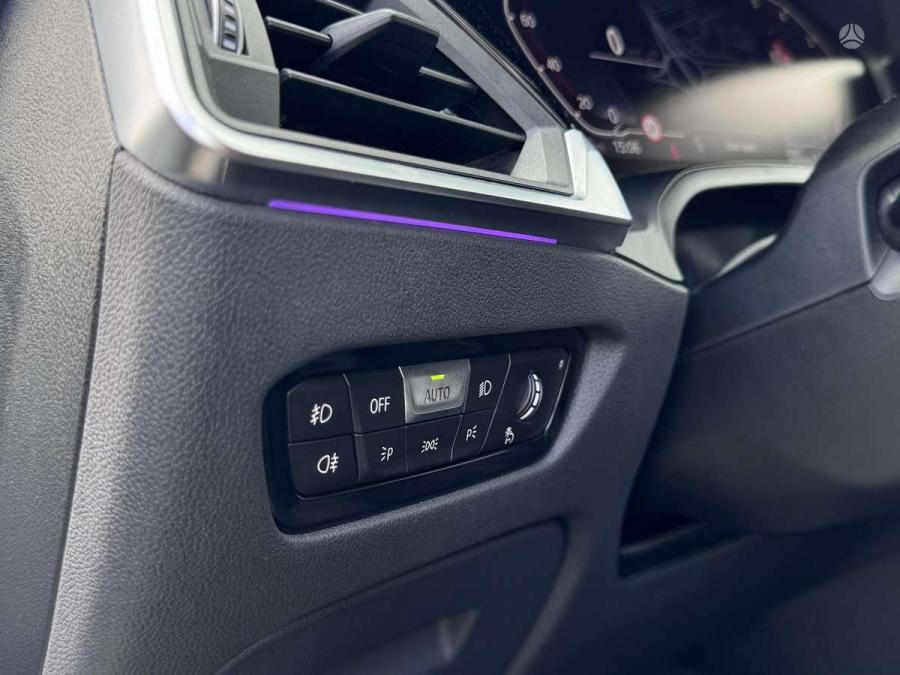 Balts BMW 320 2021 Viļņa, ar dzinēja tilpumu 2.00 L un nobraukumu 240 tūkst. km par 22500 €, foto 20 vietnē AUTOMOTO.COM.LV