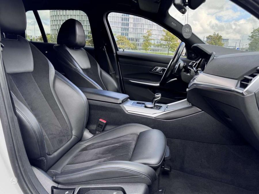 Balts BMW 320 2021 Viļņa, ar dzinēja tilpumu 2.00 L un nobraukumu 240 tūkst. km par 22500 €, foto 36 vietnē AUTOMOTO.COM.LV