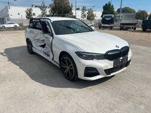 White BMW 320 2021 in Panevezys, with an engine capacity of 2.00 L and mileage of 75 thousand km for 13000 €, photo 5 on AUTOMOTO.COM.LV